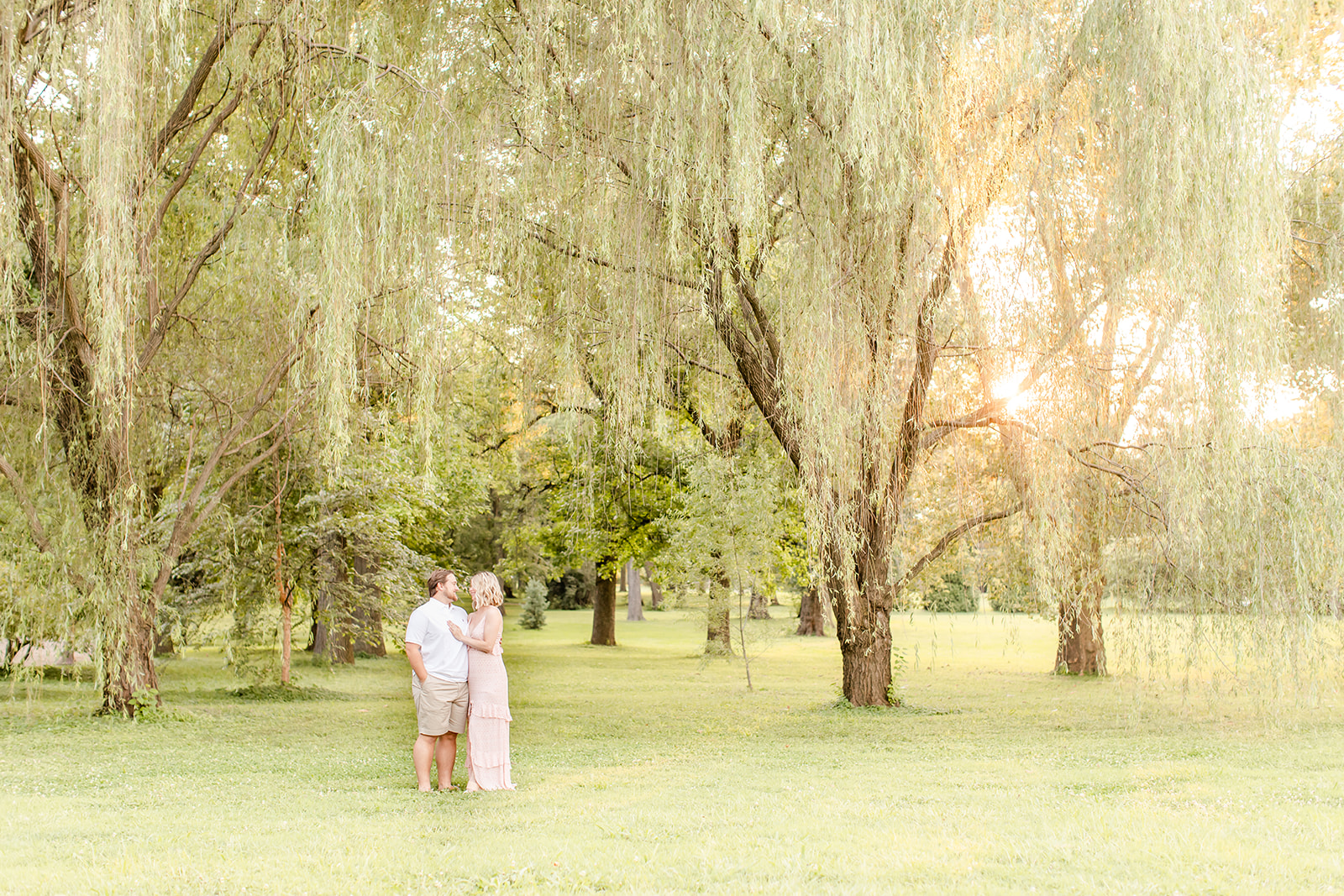 Best St. Louis Locations for Engagements | Emily Broadbent Photography